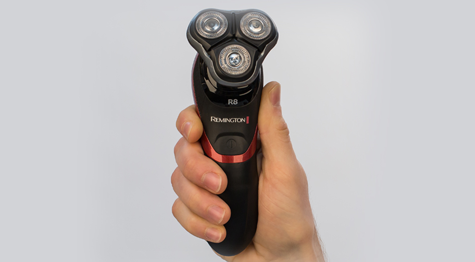 Aparat de ras cu capete rotative Ultimate Series R8 XR1550 - Remington.ro